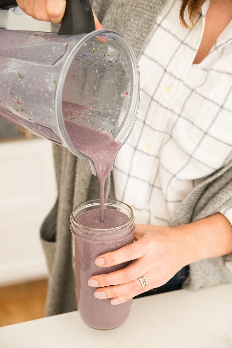How To Make A Smoothie (+ 9 Smoothie Recipes To Try!)