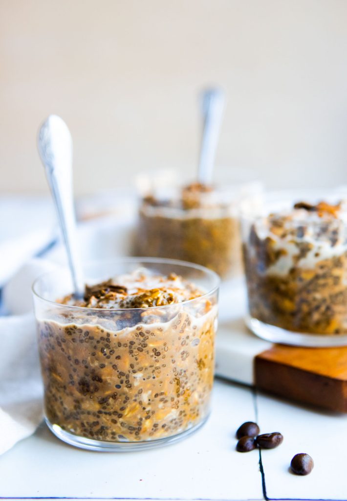 vanilla coffee overnight oats